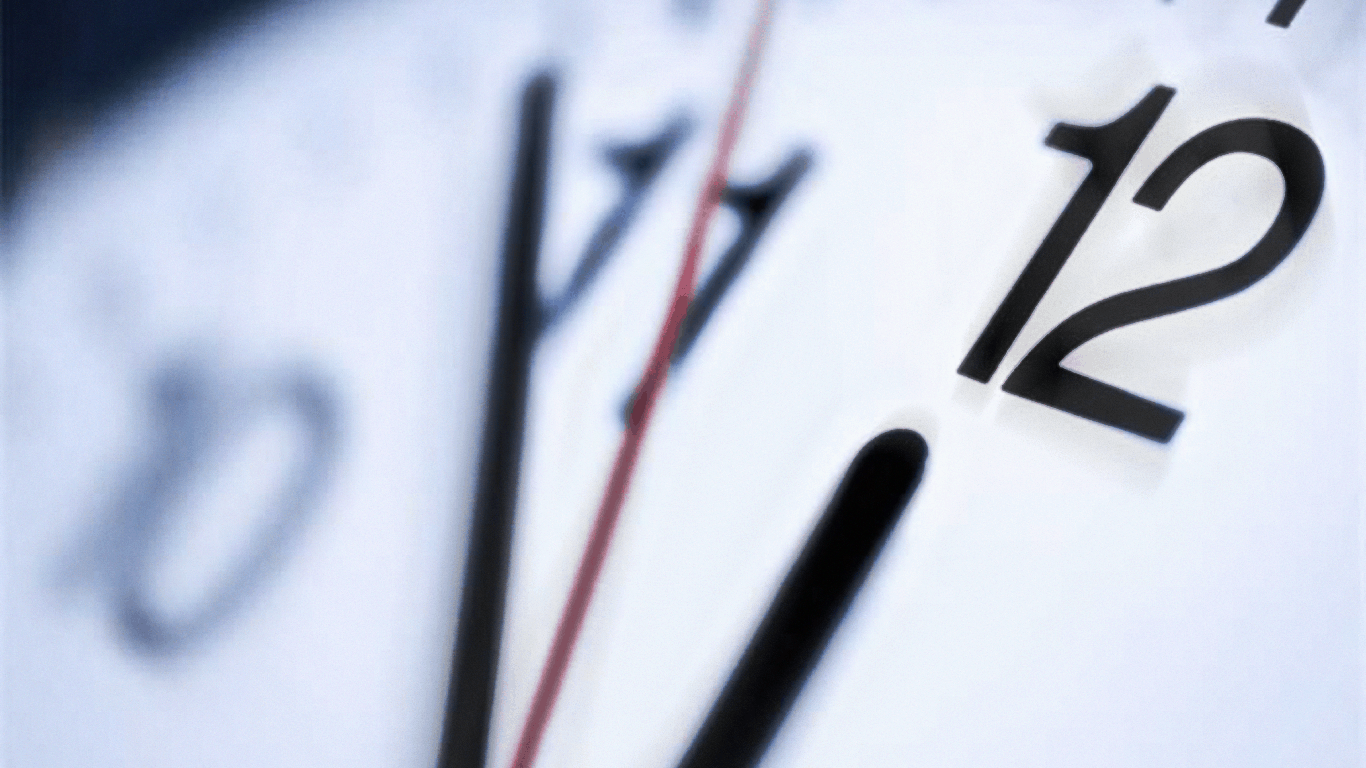 How Digital Signage Reduces Perceived Wait Times - Kiosk & Display